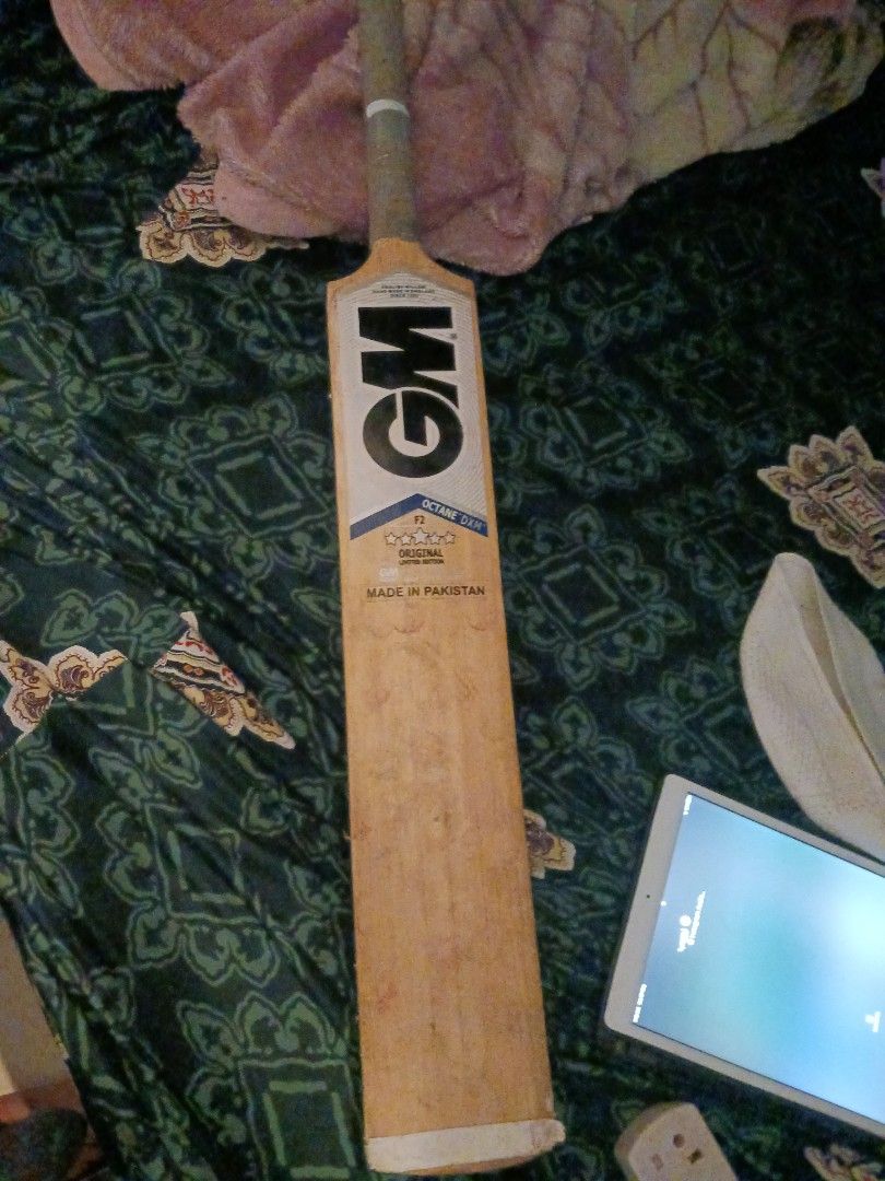 Gm bat for sale hard ball bat English willow bat, 運動產品, 運動與體育, 運動與體育 ...