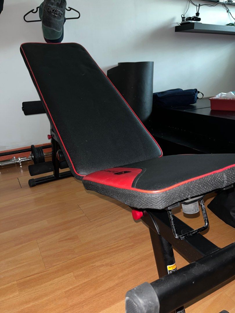 GYM BENCH // 500 DOMYOS BENCH, Sports Equipment, Exercise & Fitness ...