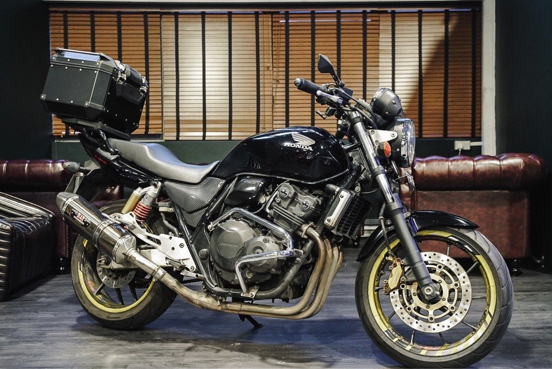 Honda CB400 Revo, Motorcycles, Motorcycles for Sale, Class 2A on Carousell