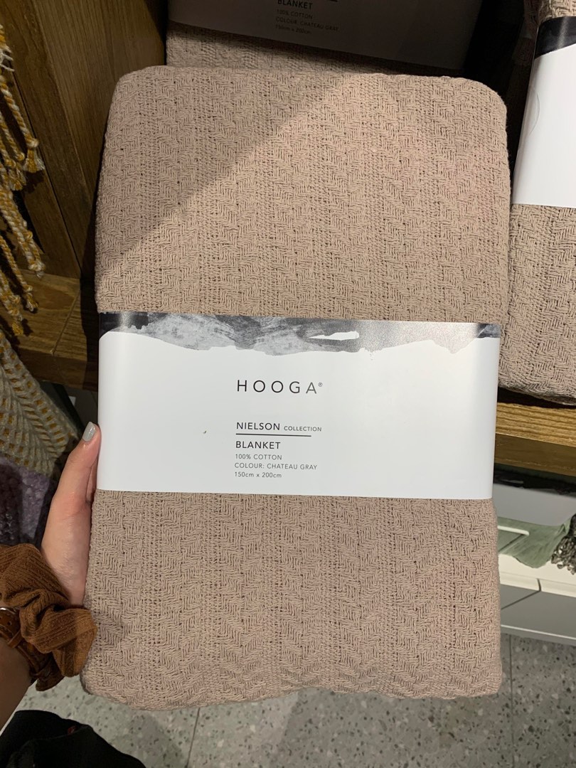 Hooga neilson blanket, Furniture & Home Living, Home Decor, Cushions ...