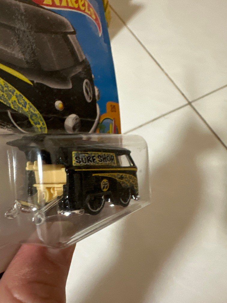 Hot wheels Mooneyes black kool kombi, Hobbies & Toys, Toys & Games on ...