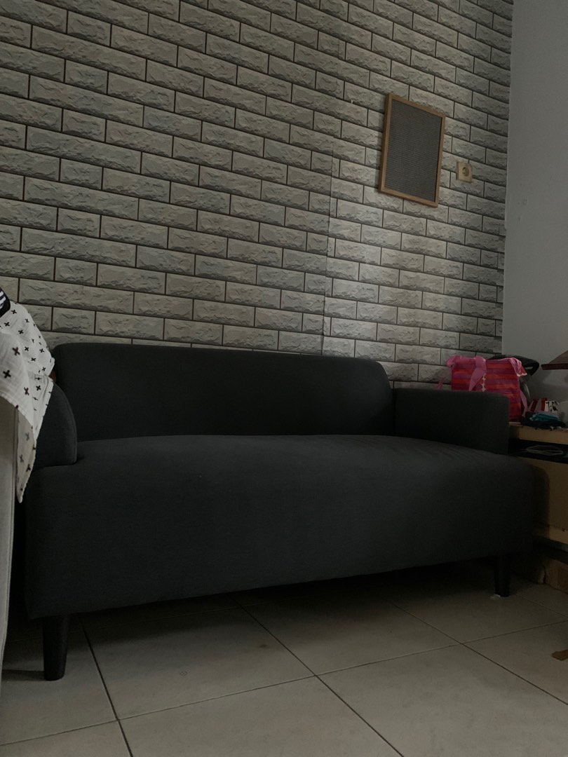 IKEA sofa Hemlingby, Perabotan Rumah di Carousell