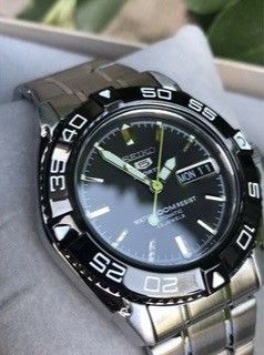 *JAPAN-MADE*Seiko 5 Sports SNZB23 Men's Automatic Black Dial Stainless ...