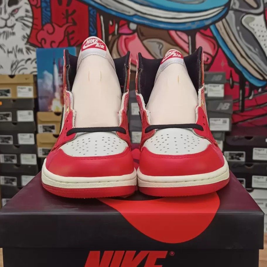 JORDAN 1 HIGH x MARVEL NEXT CHAPTER / SPIDERVERSE 9US, 9.5US, Luxury ...