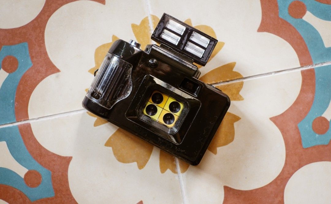 Kamera Analog Action Sampler Lomography, Fotografi di Carousell