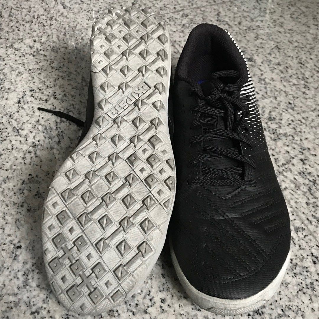 Kipsta soccer turf boots, Men's Fashion, Footwear, Boots on Carousell