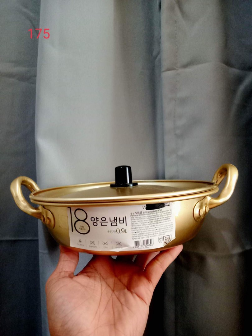 KOREAN RAMEN GOLD POT 18CM KDRAMA, Furniture & Home Living, Kitchenware ...