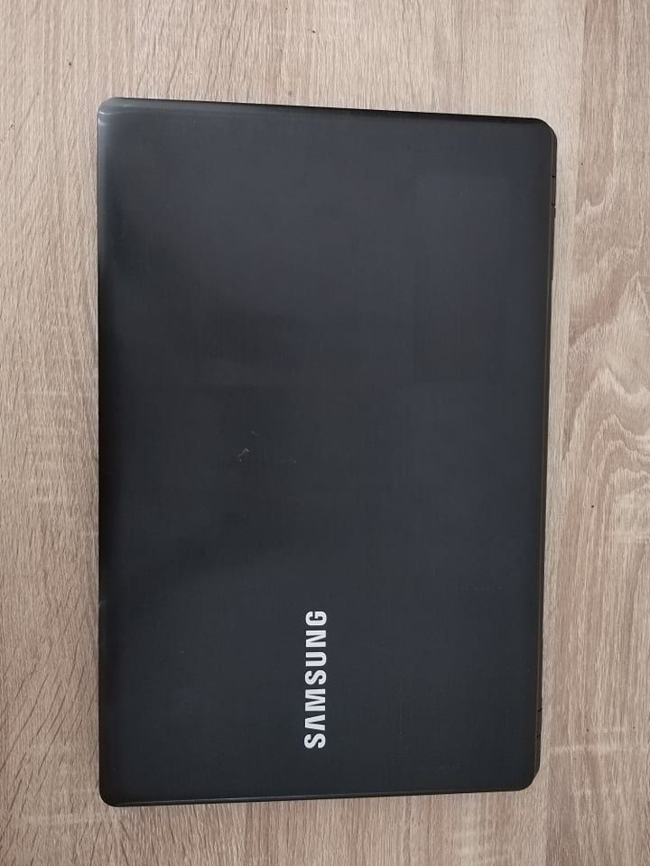 LAPTOP SAMSUNG 371B CORE-I5 6TH GENERATION, Computers & Tech, Laptops & Notebooks on Carousell