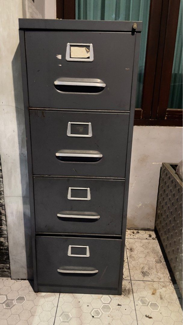 Lemari besi / lemari dokumen besi / lemari laci besi / rak arsip filing ...