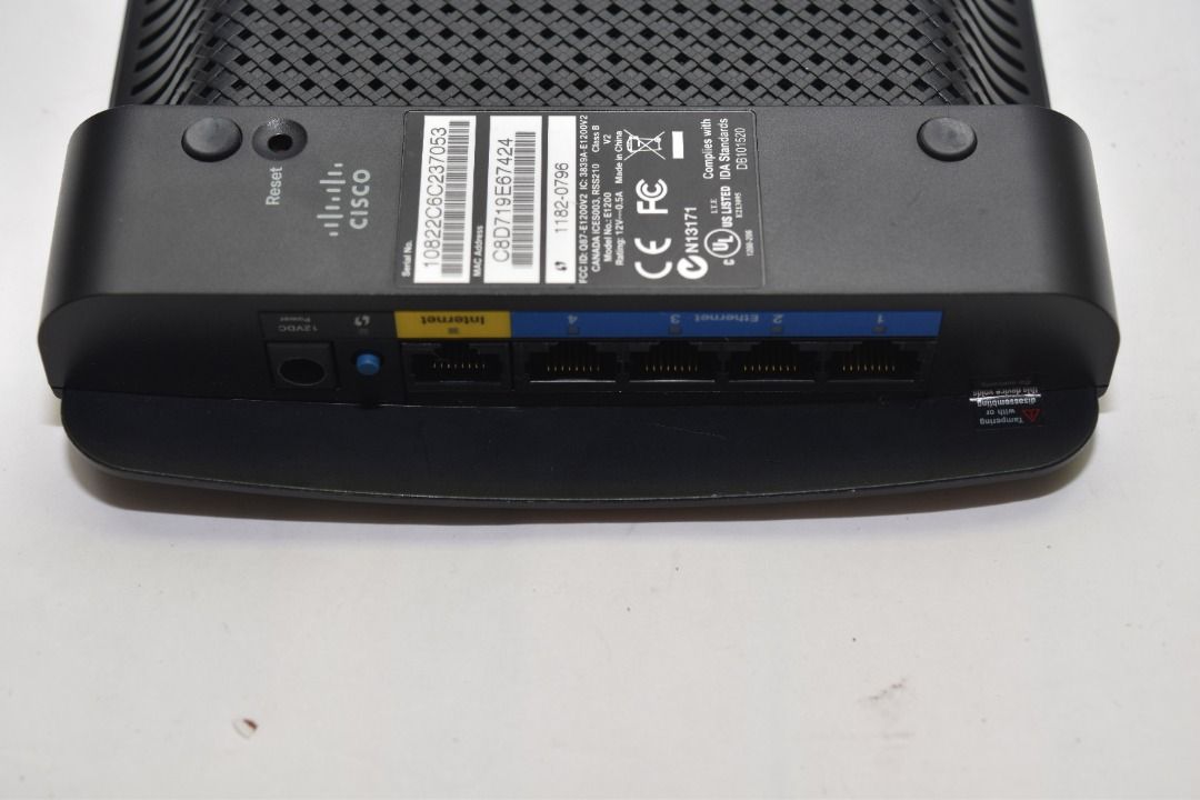 Linksys E1200 N300 Wi-Fi Router, Computers & Tech, Parts & Accessories ...