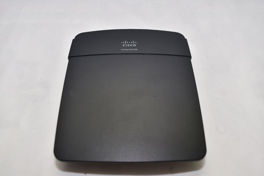 Linksys E1200 N300 Wi-Fi Router, Computers & Tech, Parts & Accessories ...