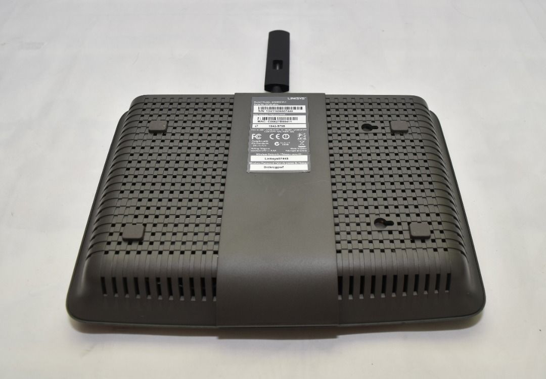 Linksys EA6900 AC1900 Smart Wi-Fi Dual-Band Router, Computers & Tech ...