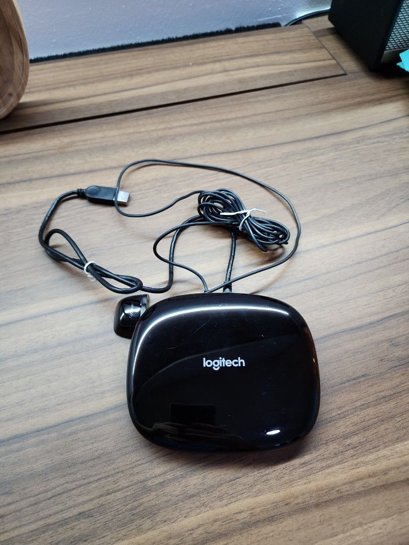 Logitech Harmony Hub Smart Home WiFi Bluetooth IR Infrared Remote ...