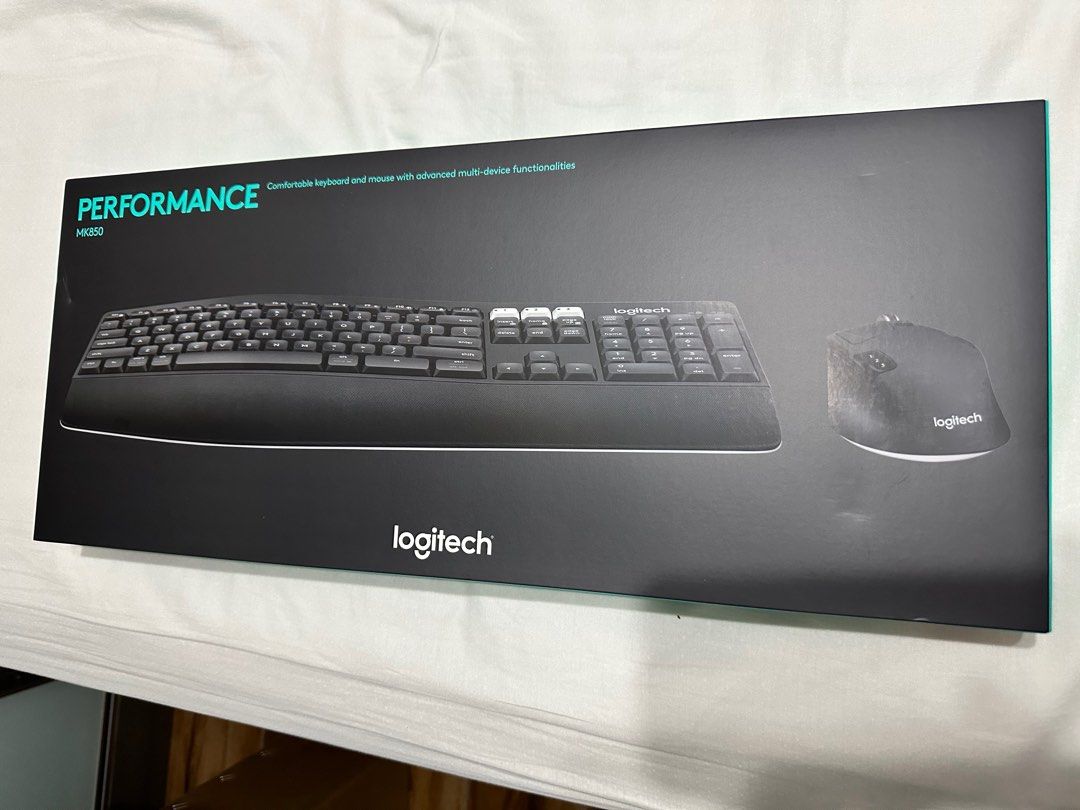 Logitech Mk850 Keyboard And Mouse Combo Bnib Discounted Computers And Tech Parts And Accessories