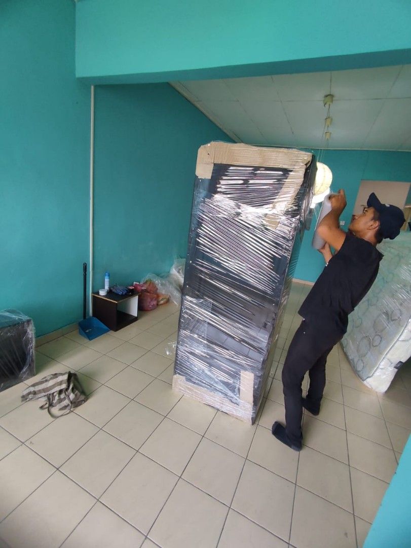 Lori Pindah dan Packing Barang Rumah, Services, Home Services, Movers ...