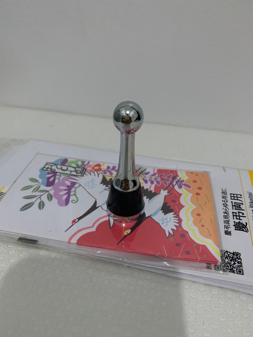 mini metal paperweight on Carousell