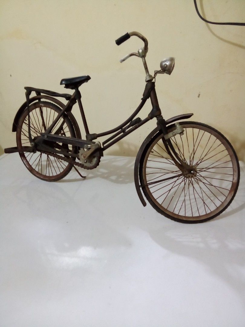 Miniatur Sepeda Onthel Antik Pajangan Di Carousell