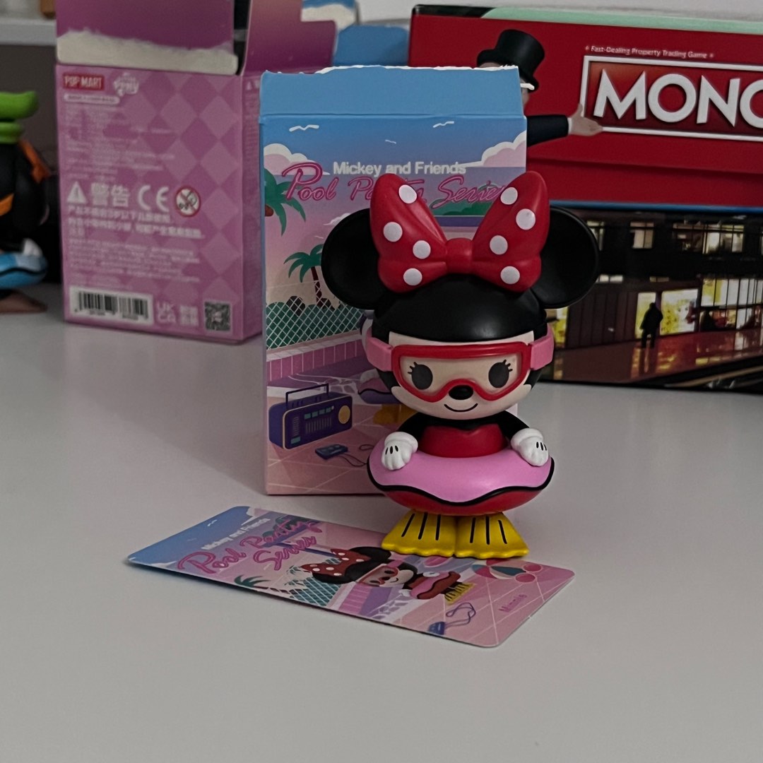 Minnie Figurine Blind Box || Mickey and friends pool party series ...