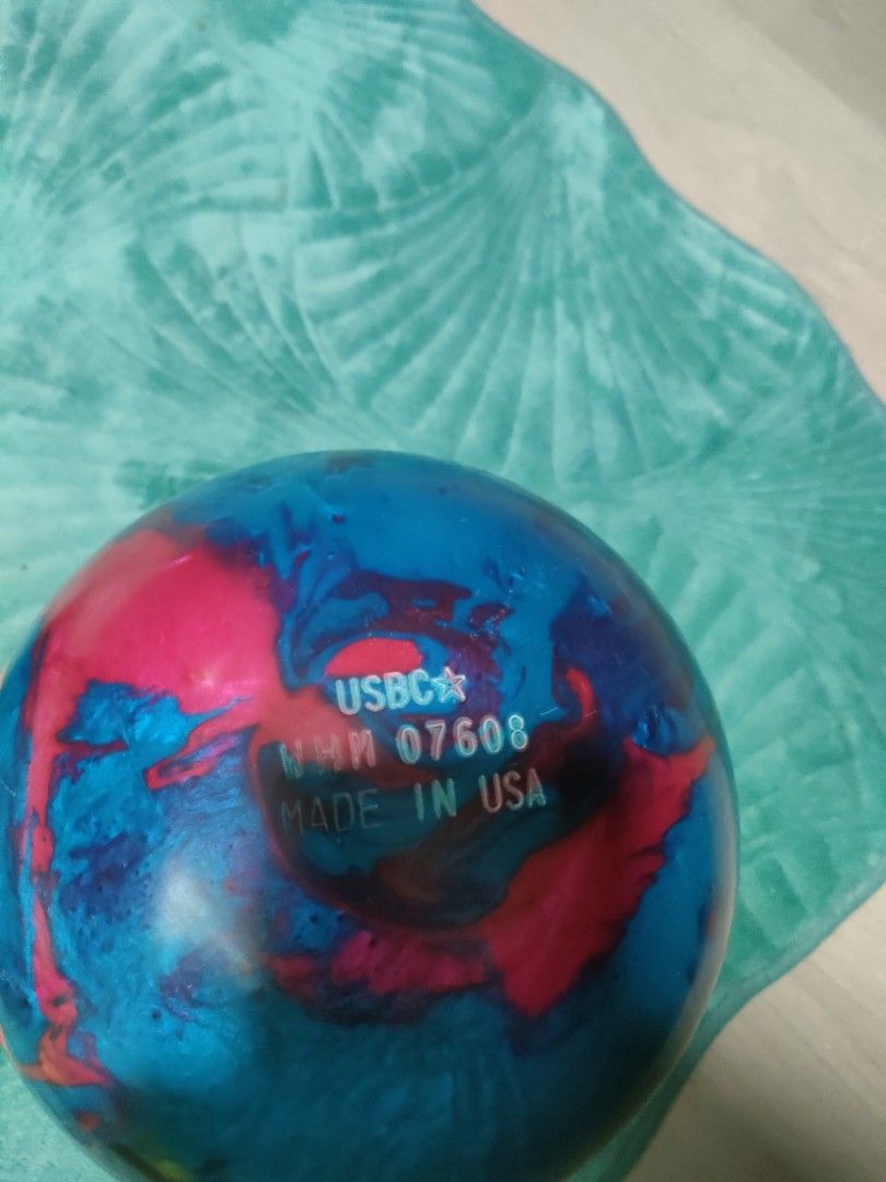 Motiv Vip ExJ 15LBS Bowling ball, Sports Equipment, Sports & Games ...