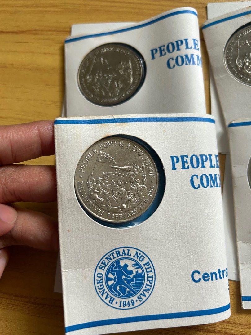 People Power Revo Commemorative Coin, Hobbies & Toys, Memorabilia ...
