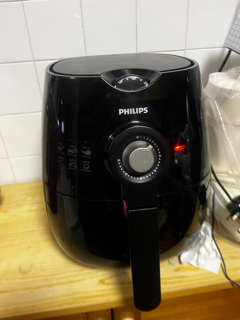 Philips Air Fryer - moving out sale, TV & Home Appliances, Kitchen ...