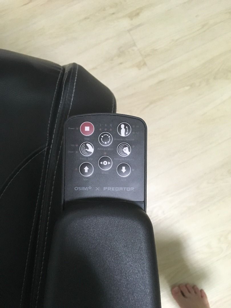 PREDATOR X OSIM Black Gaming Massage Chair with Speaker, Furniture ...