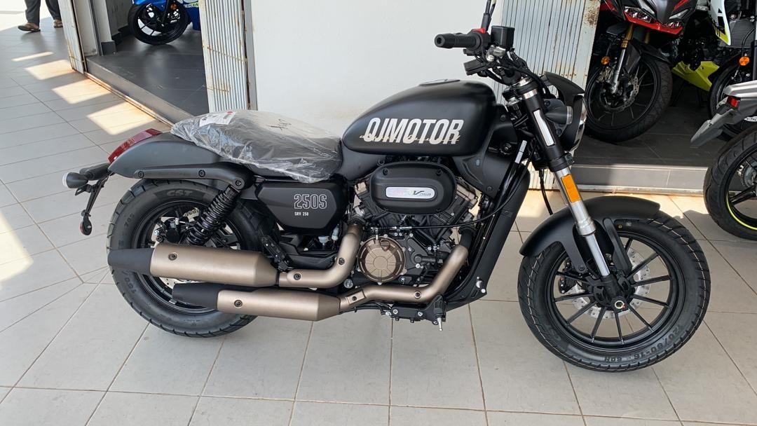 QJ MOTOR SRV250 Cafe Racer V-TWIN(LOW DEP), Motorbikes on Carousell