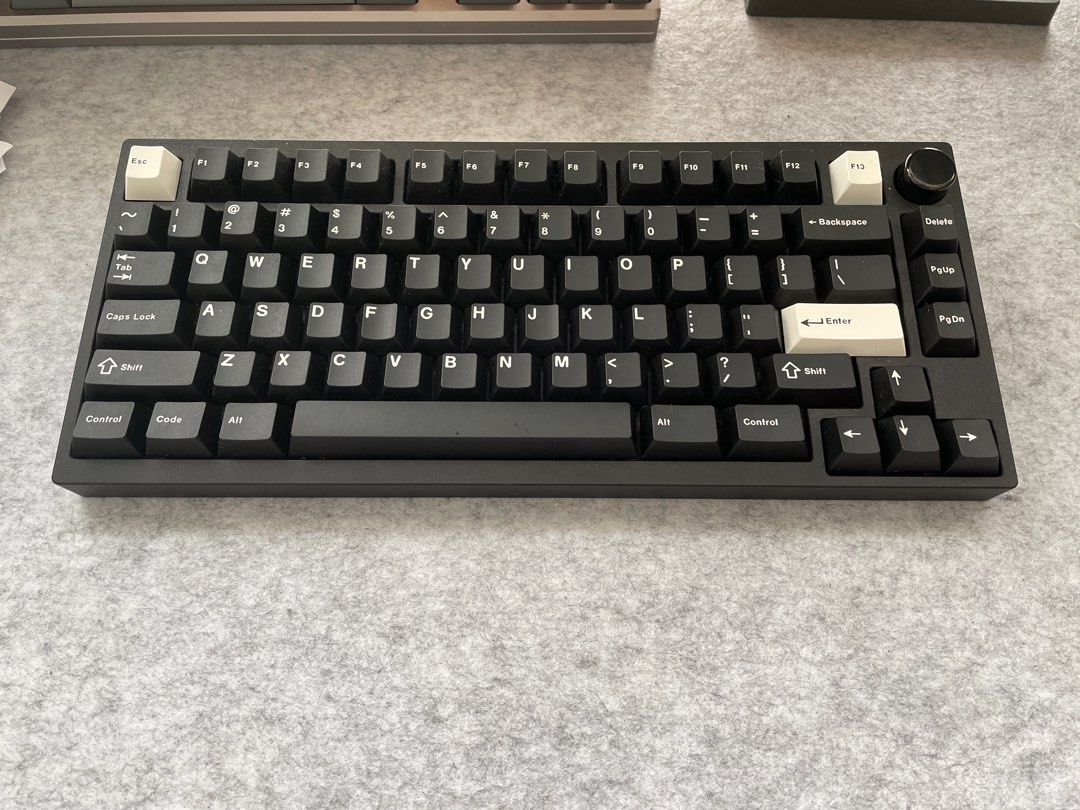 Qk75 starry black custom keyboard, 電腦＆科技, 電腦周邊及配件, 電腦鍵盤及相關產品 - Carousell