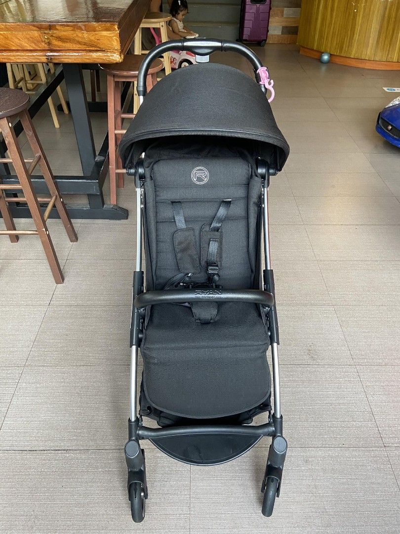RYAN PRIME LIGHT STROLLER, Babies & Kids, Going Out, Strollers on Carousell