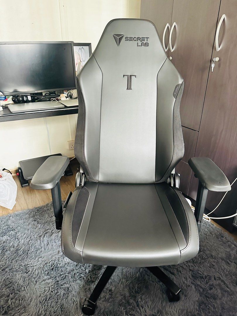 Secret Lab Titan Evo 2022, Furniture & Home Living, Furniture, Chairs ...