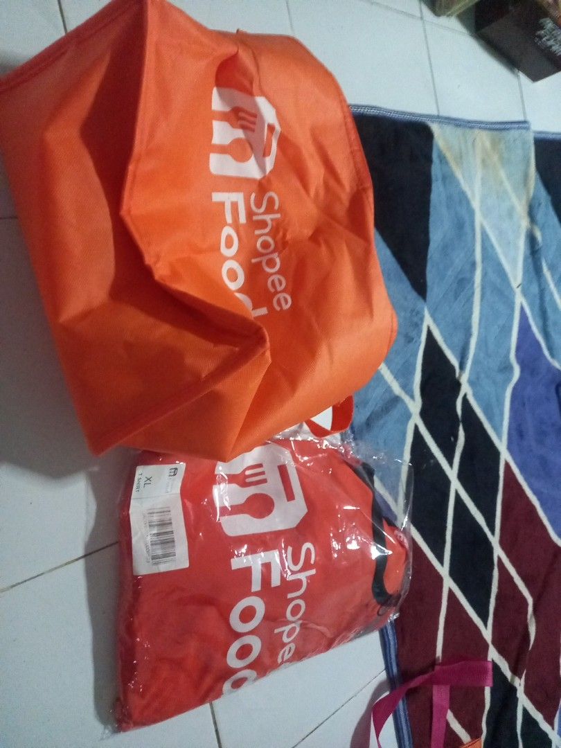 Shopee bag, Everything Else, Others on Carousell