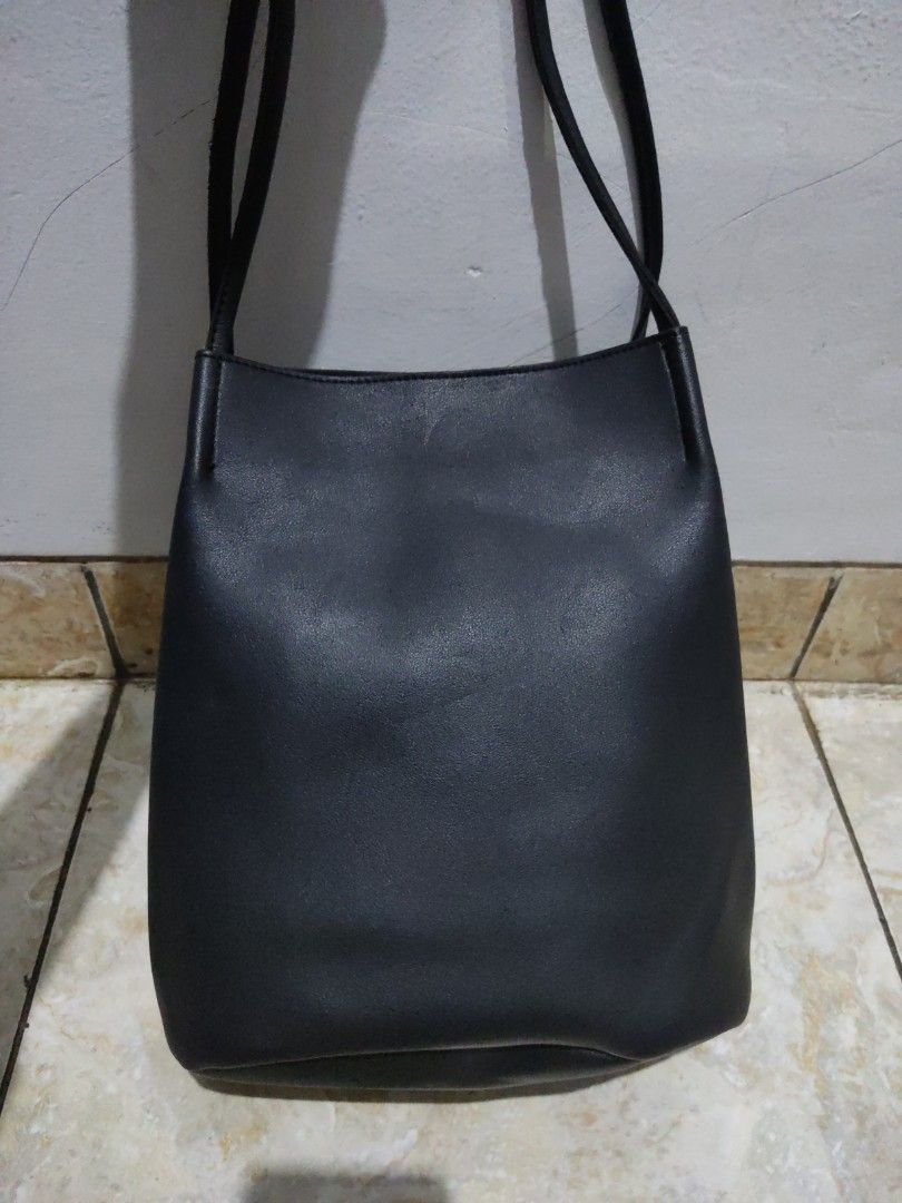 Shoulder bucket bag shoopen, Fesyen Wanita, Tas & Dompet di Carousell