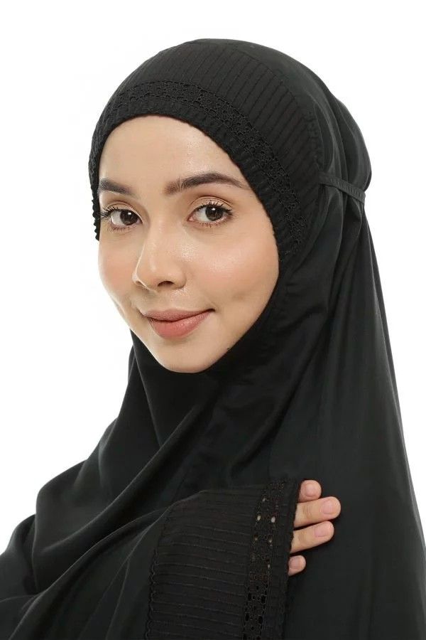 Signature Safi in Black by Telekung Siti Khadijah Original, Women's ...