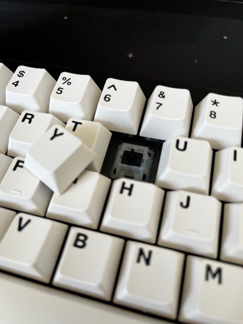 CREAMY THOCKY Keyboard! Modded GMK67 x Off-White keycaps (05/07/2023 ...