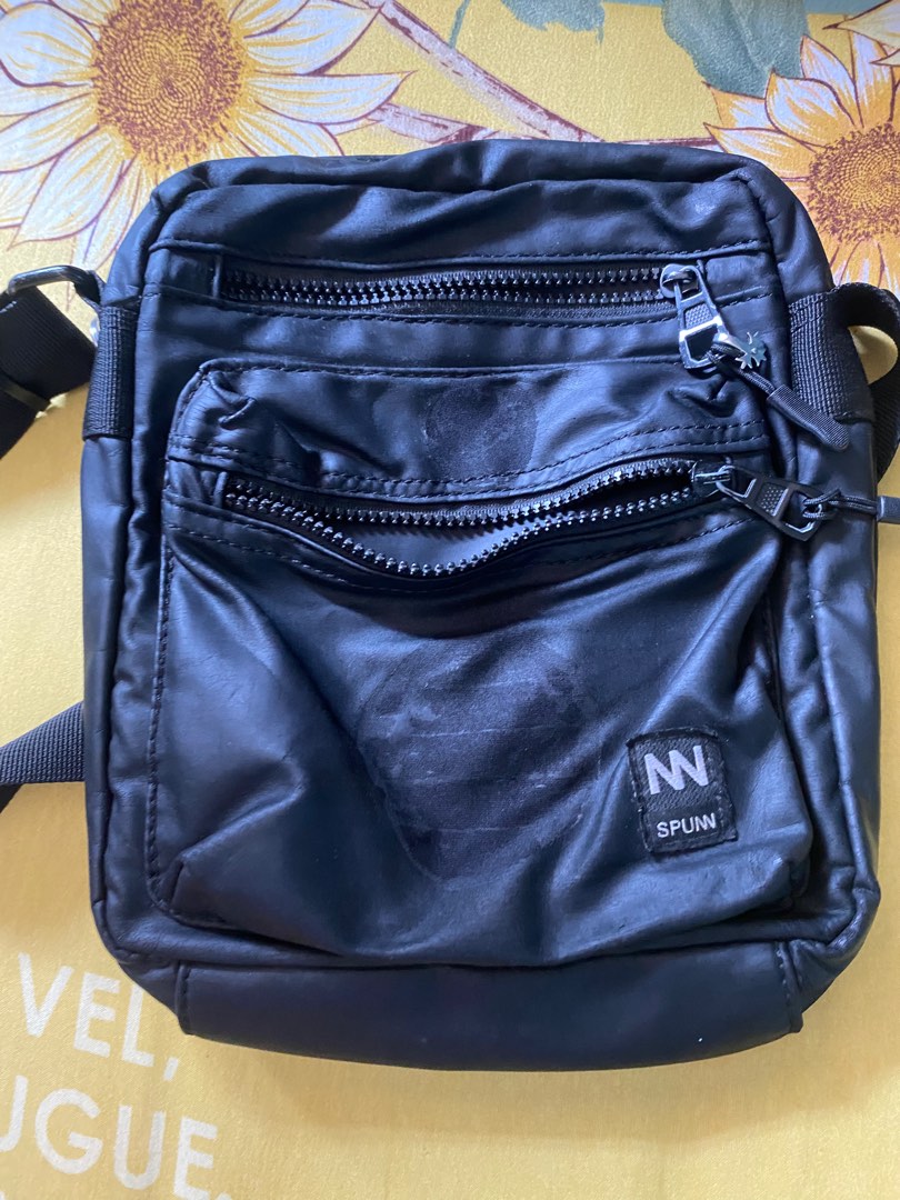 Spunn mens sling bag on Carousell