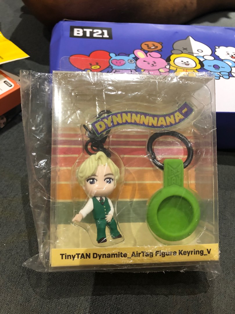 Tinytan V Airtag Keyring, Hobbies & Toys, Memorabilia & Collectibles, K-Wave on Carousell