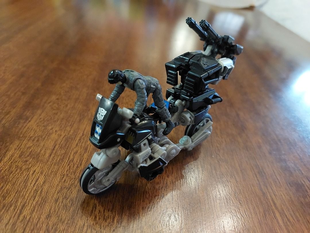 Transformers Tailpipe, Pinpointer & Sgt. Noble, Hobbies & Toys, Toys ...