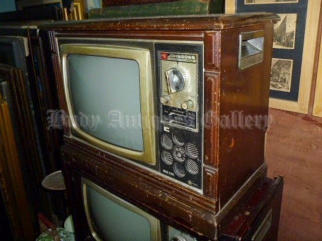 Vintage Johnsons Model 14 PDA B/W Wooden Television (Kode TVW 1 ...
