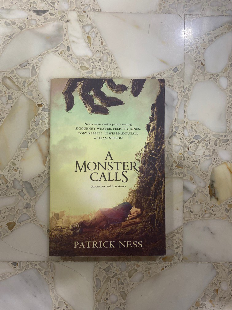 a monster calls - patrick ness, Hobbies & Toys, Books & Magazines ...