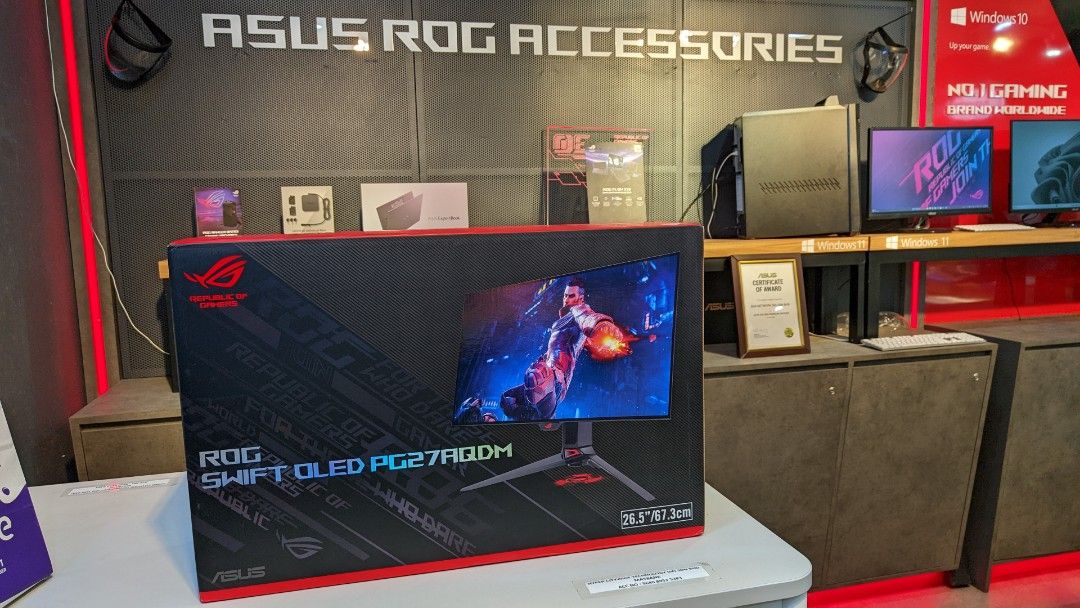 Asus ROG Gaming monitor OLED 240Hz PG27AQDM, Computers & Tech, Desktops ...