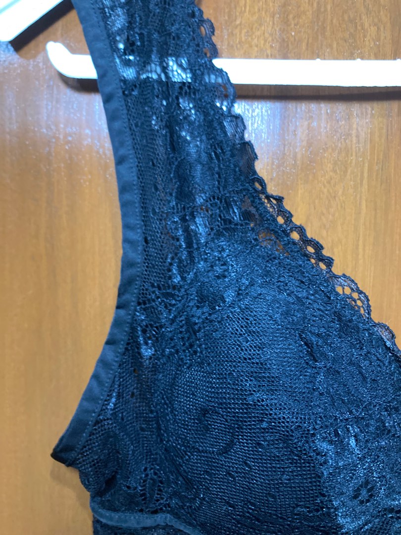 Bench lace bra, Women's Fashion, Undergarments & Loungewear on Carousell