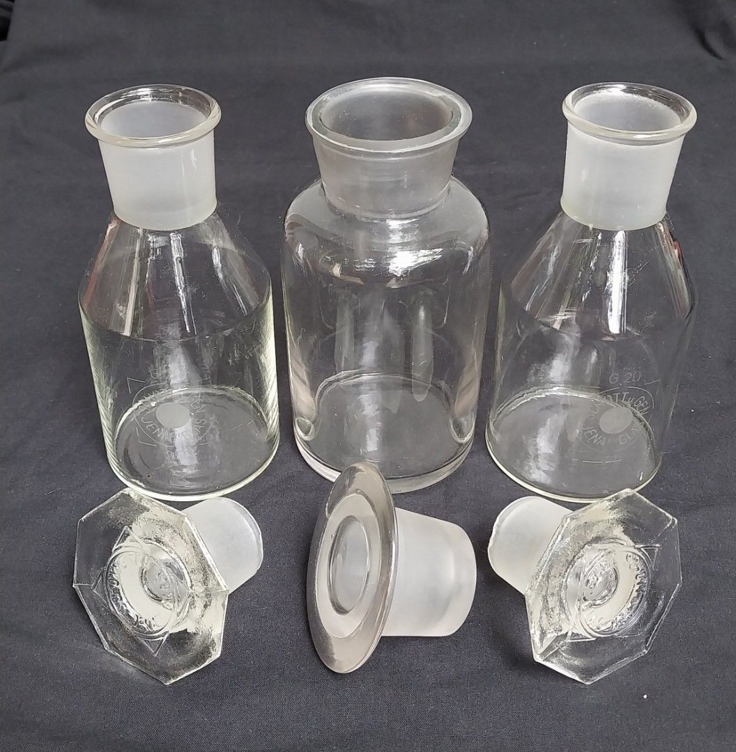 Botol laboratorium vintage, Antik, Lainnya di Carousell