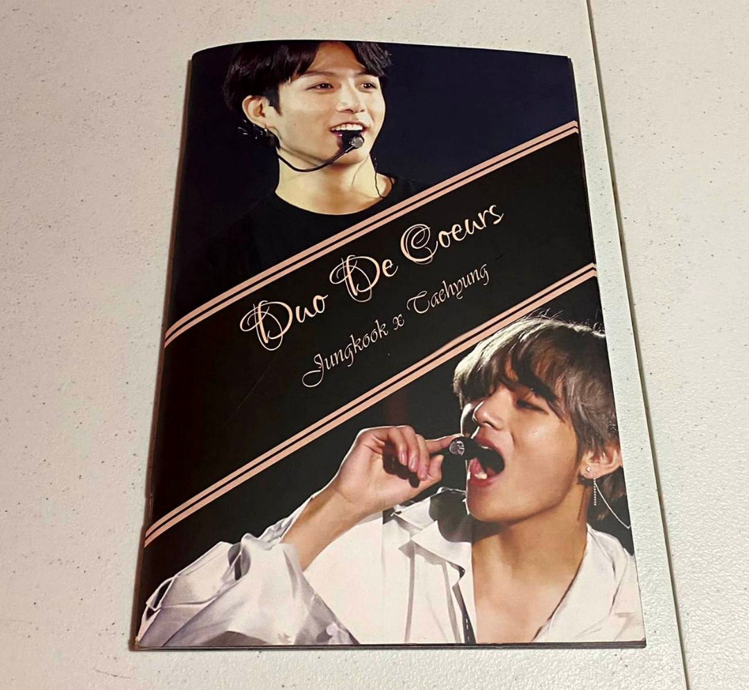 BTS Duo De Coeurs - JUNGKOOK & TAEHYUNG Photobook - TAEKOOK Exhibit ...