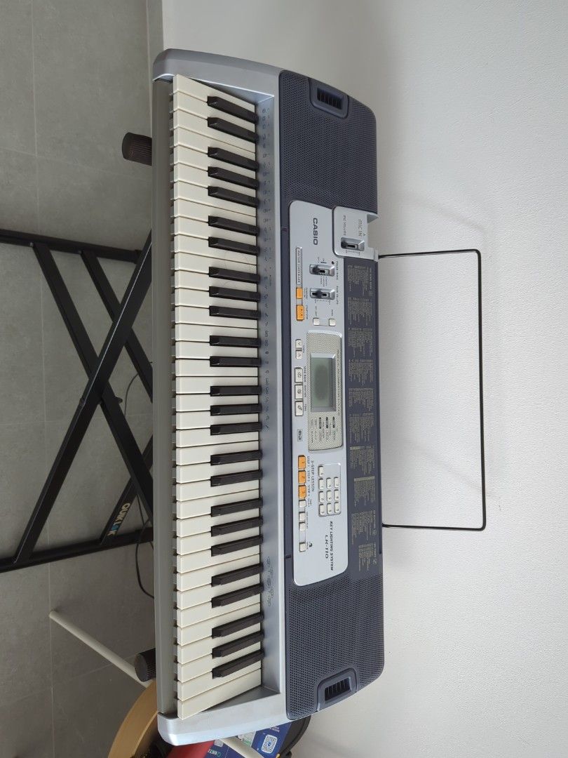 Casio Keyboard LK-110, Hobbies & Toys, Music & Media, Musical Instruments on Carousell
