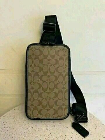 Coach Sullivan Pack in Signature Canvas on Carousell