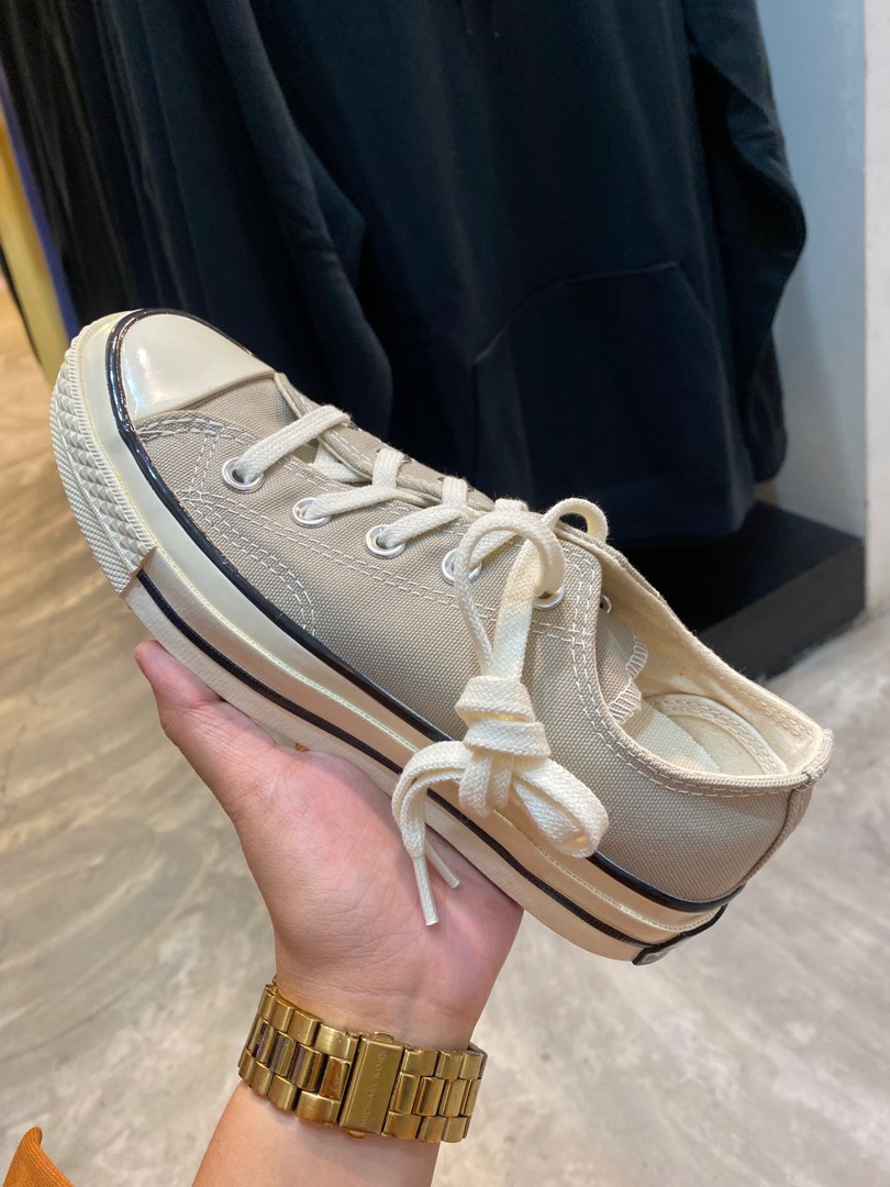 Converse chuck 70 papyrus low us5, Women's Fashion, Footwear, Sneakers ...