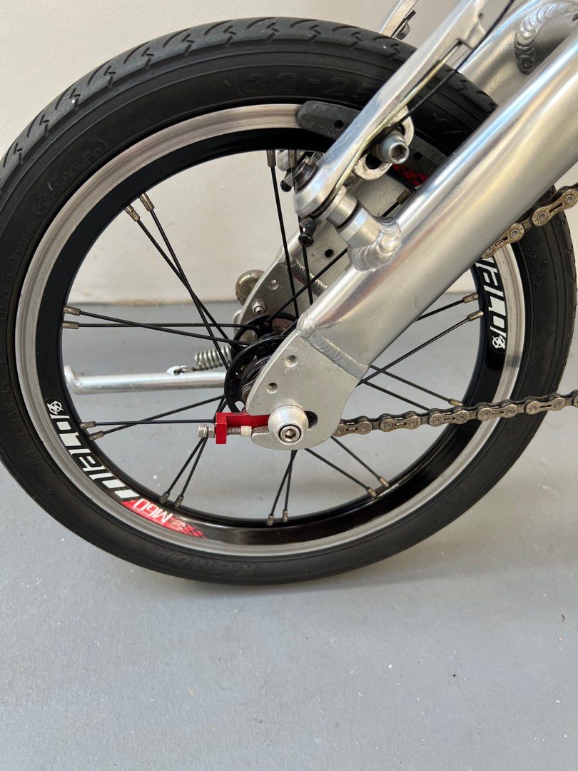 Dahon 412 chrome, Sports Equipment, Bicycles & Parts, Bicycles on Carousell