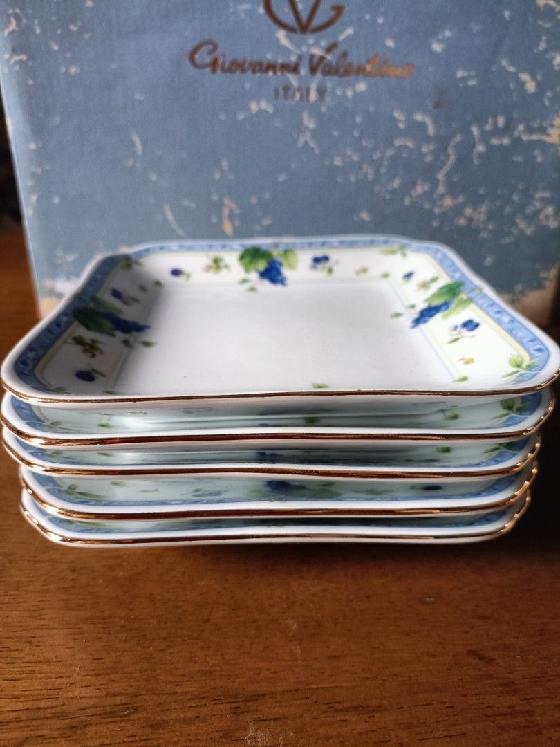 Giovanni Valentino Italy Cake Plate (square) on Carousell