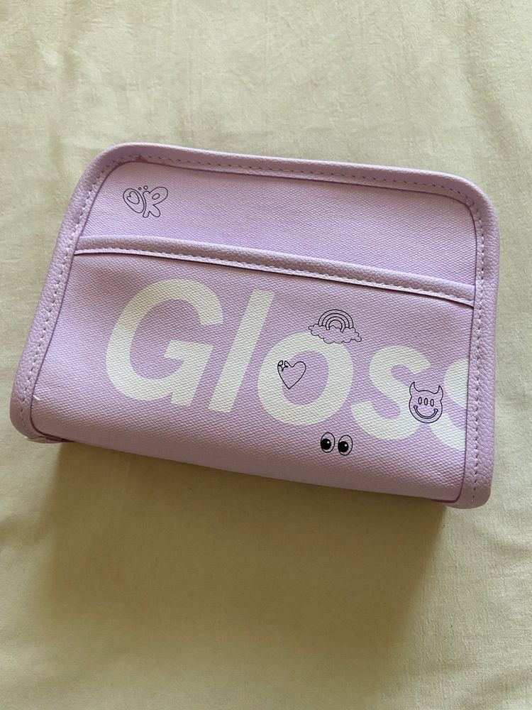 [SOLD OUT] Glossier X Olivia Rodrigo collab ~ mini beauty bag, Beauty ...