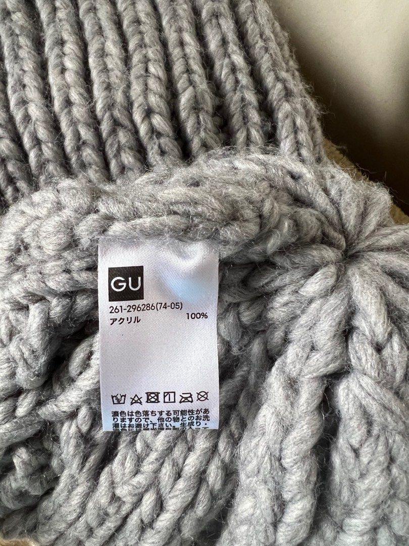 GU bonnet hat, Women's Fashion, Watches & Accessories, Hats & Beanies ...